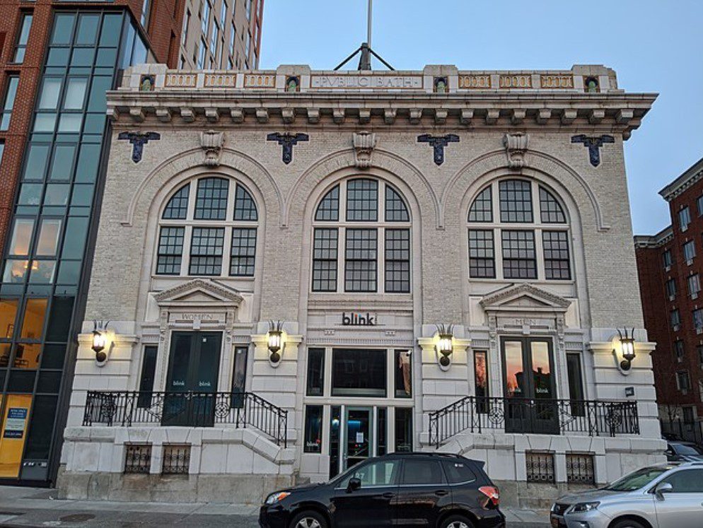 Brooklyn Public Baths – buildings in the style of ancient Roman ...